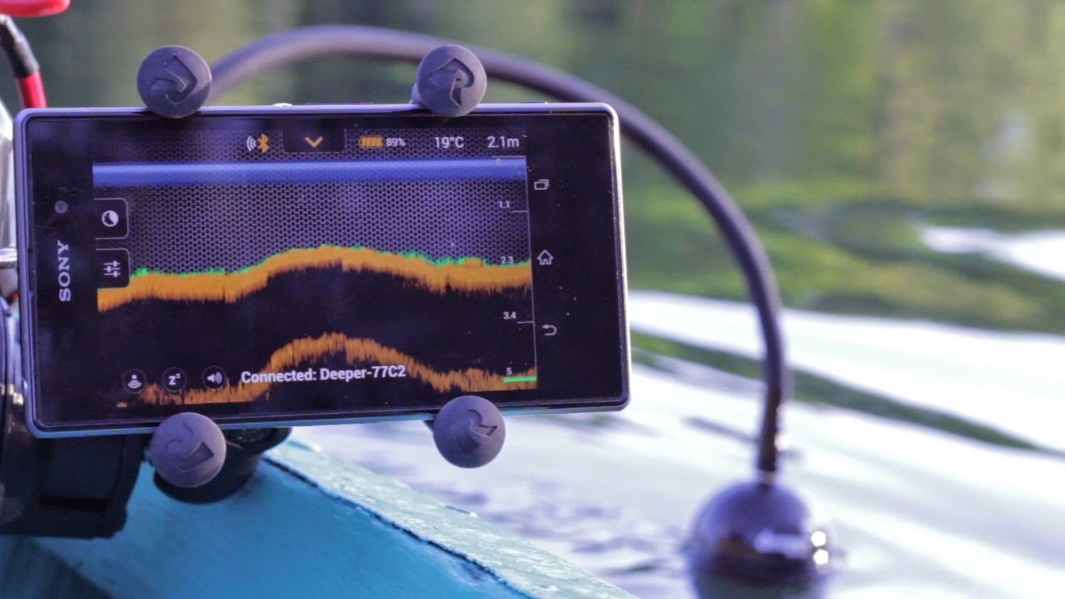 Christmas Fishing Gadgets Part 2 - The Fishfinder face off!