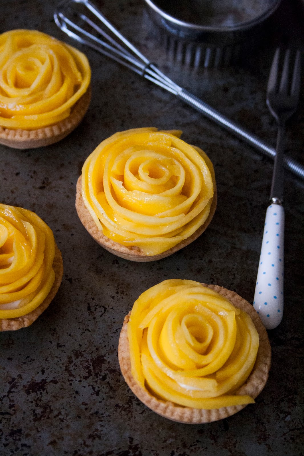 Mini Mango Tarts | Treets