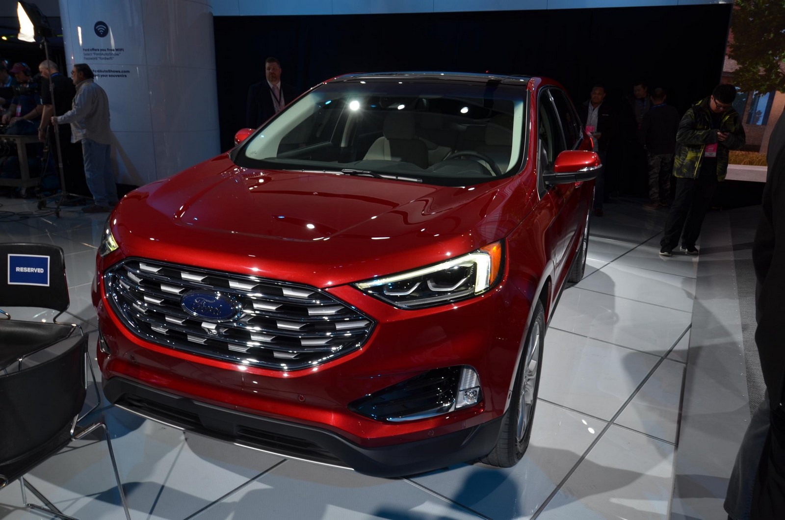 2019 Ford Edge ST Brings A Class-Leading Twin-Turbo V6 To Detroit - car ...