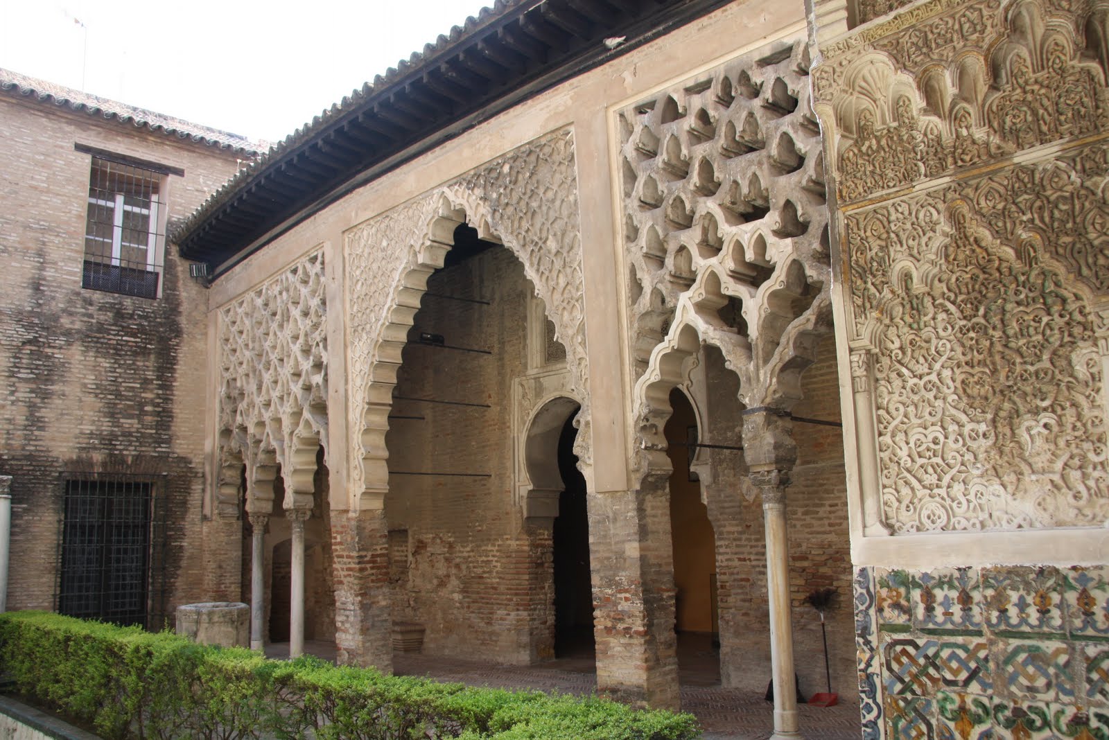 Upstream Sight: Restos Almohades en el Alcázar de Sevilla