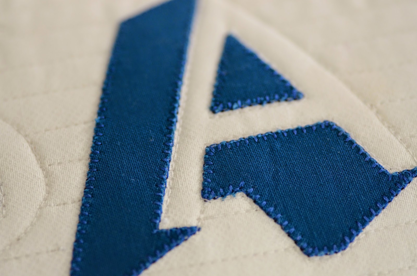 Hyacinth Quilt Designs: Modern Appliqué Illusions Blog Tour and Giveaway