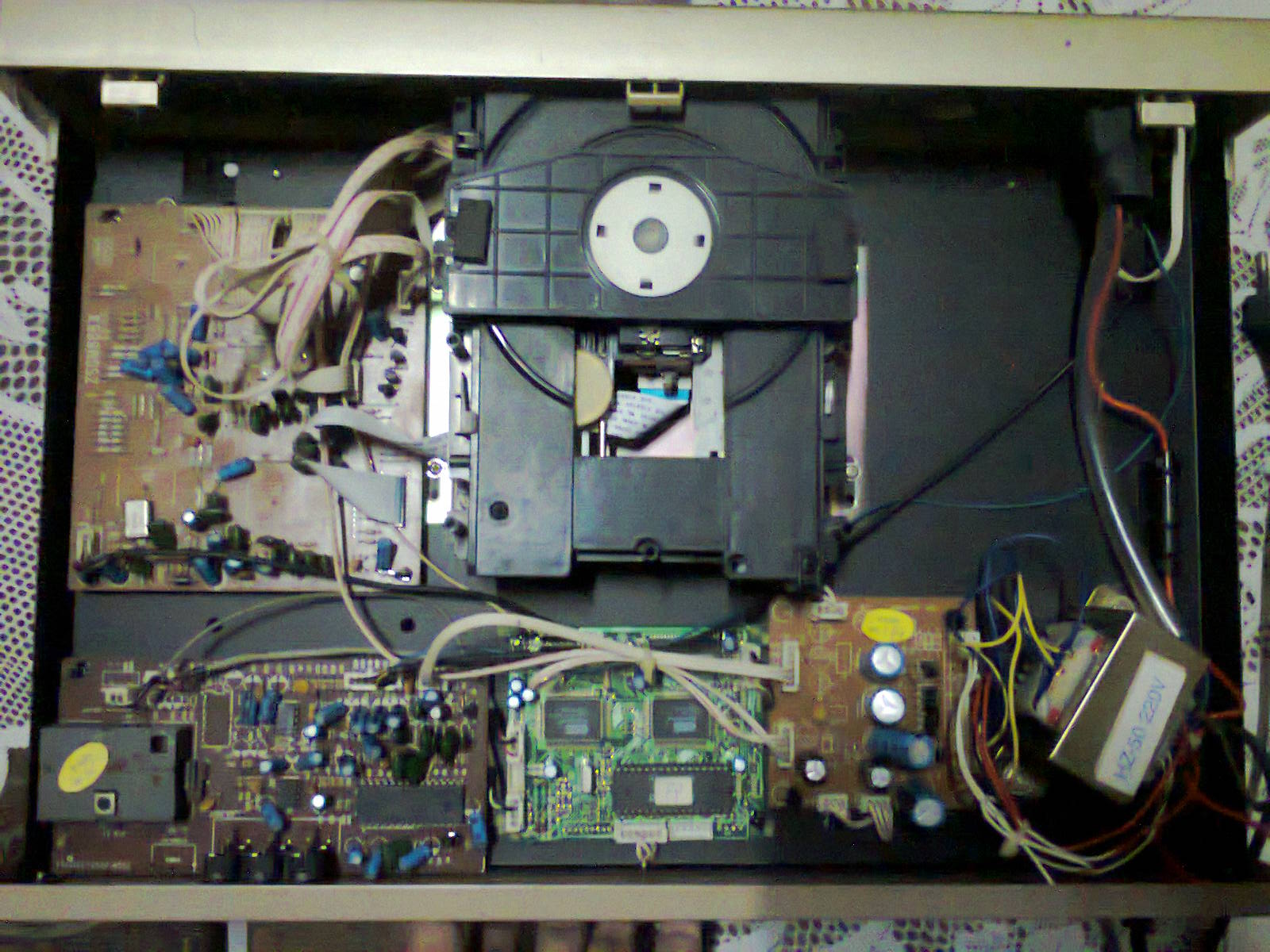 Memperbaiki DVD Player Sonic Rusak