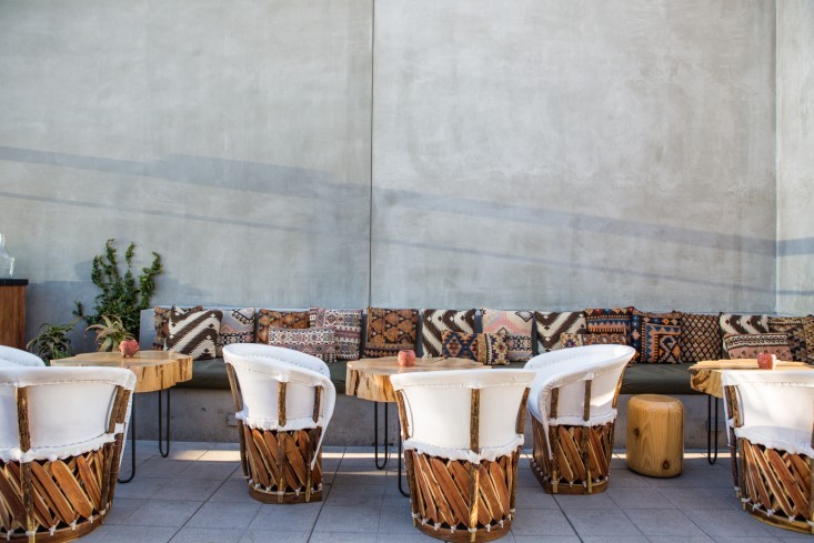 How to create a cool outdoor seating area | Design Seeker