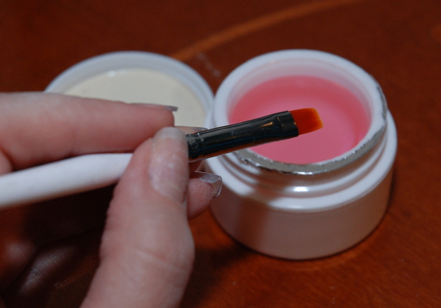 Bones And Lilies: How To Do UV-gel Nails