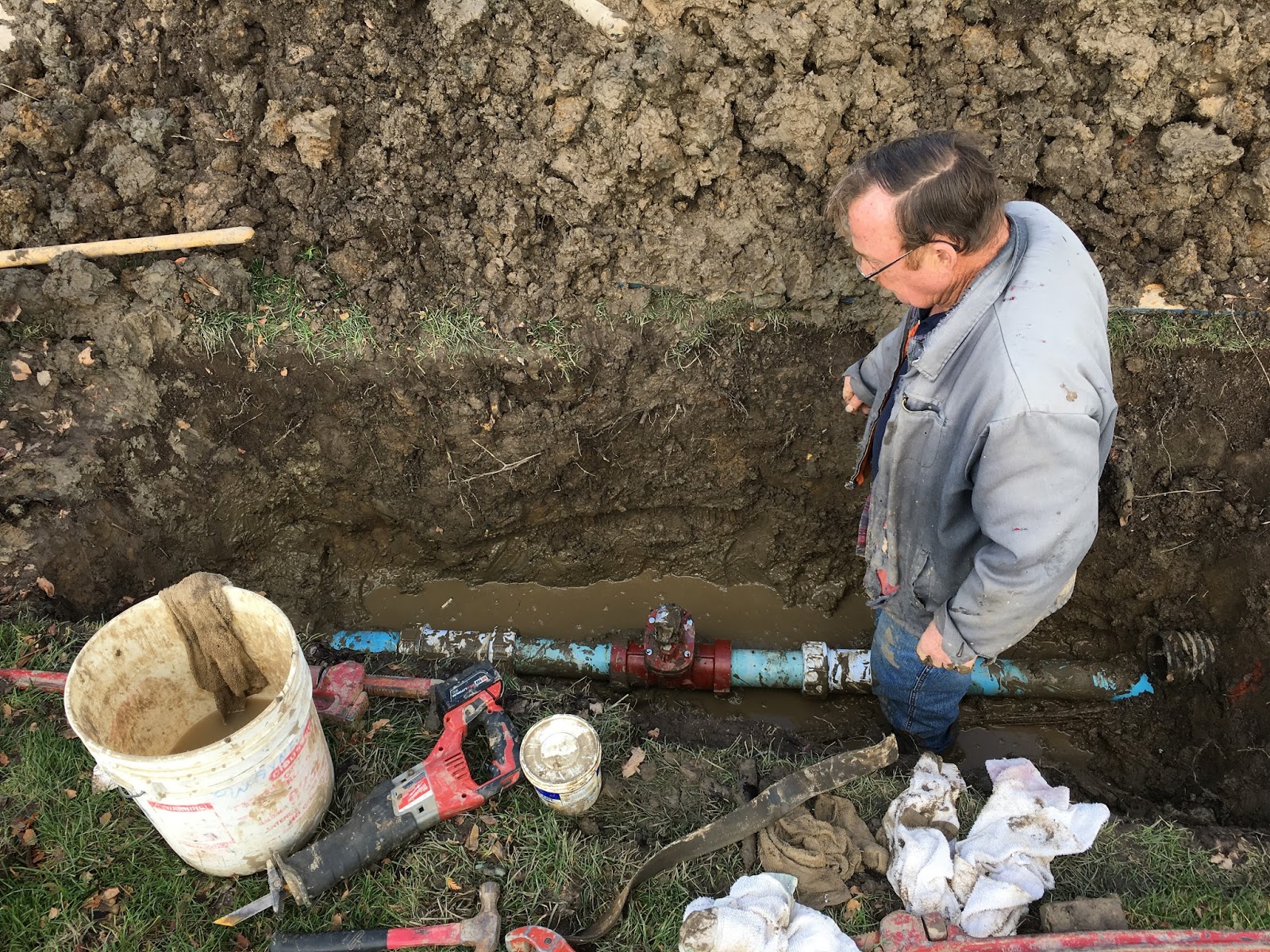 Findlay Country Club Grounds Department: Irrigation line repair