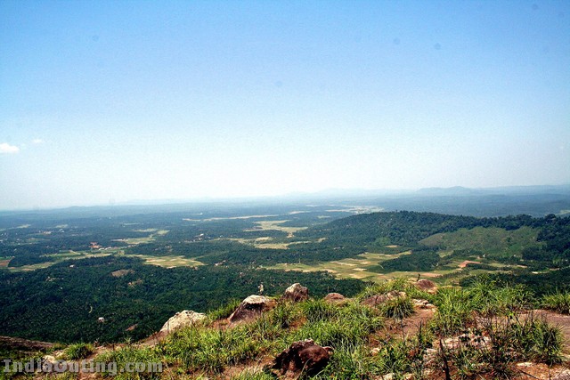 Edakkal caves: Edakkal caves