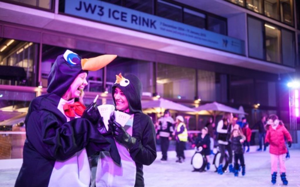 ลานสเก็ตยอดฮิตที่ลอนดอน