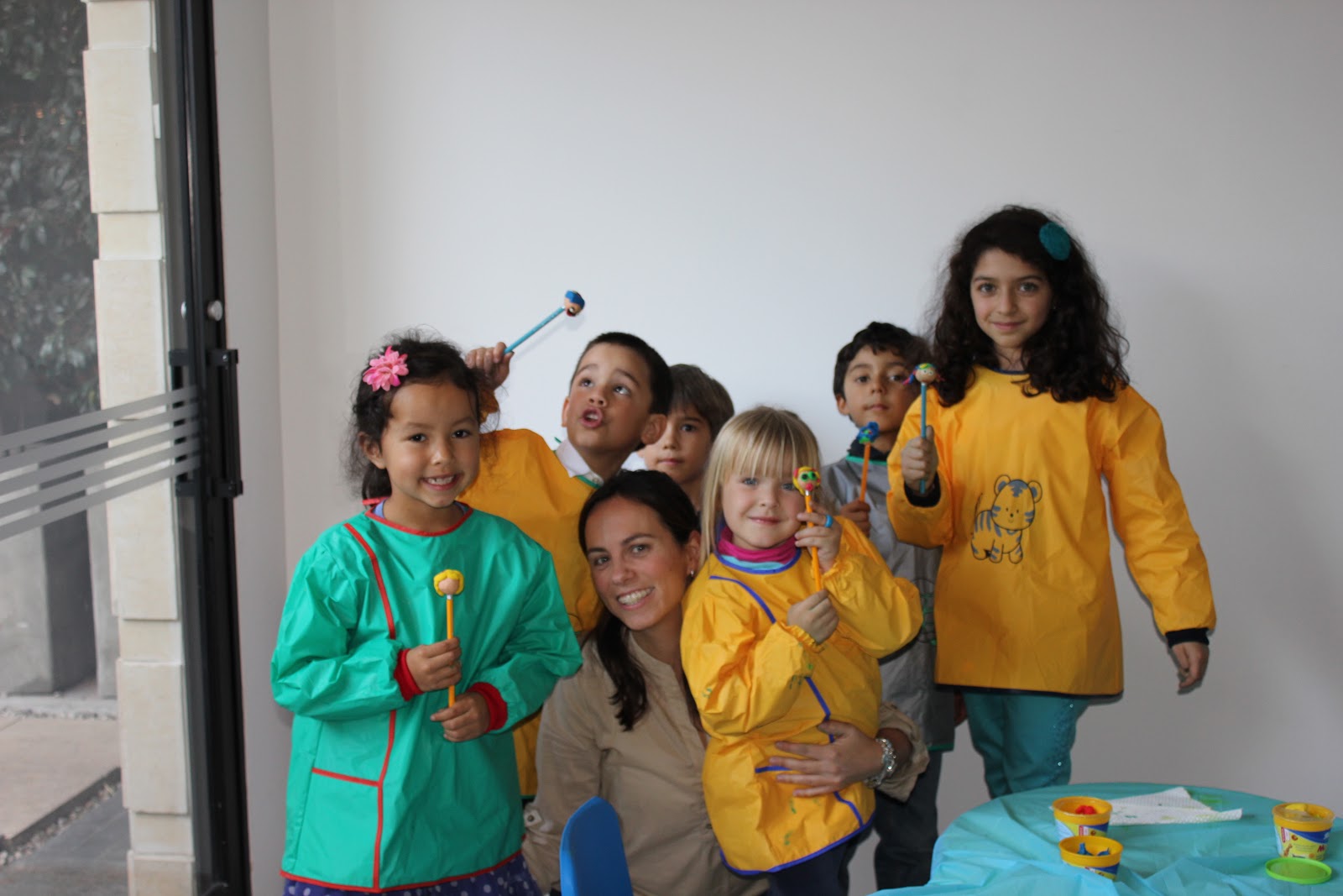 El sueño de Pipa: LA RANA ESTILO "BATIK" Y LOS LAPICES DECORADOS