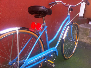 Bike Boom refurbished bikes: Early 80's Ross Compact 3 speed bike