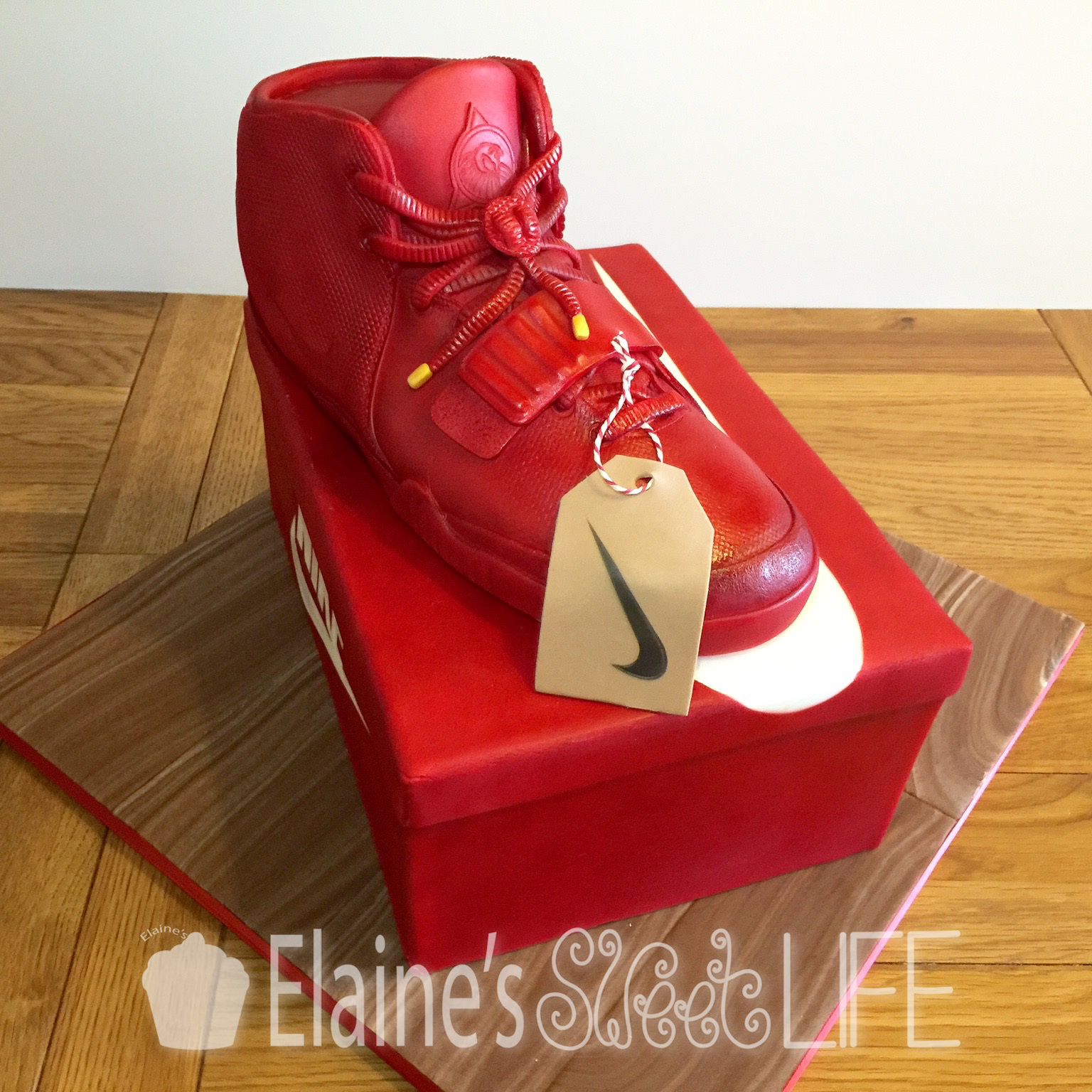 Elaine's Sweet Life: Nike Hightop Cake