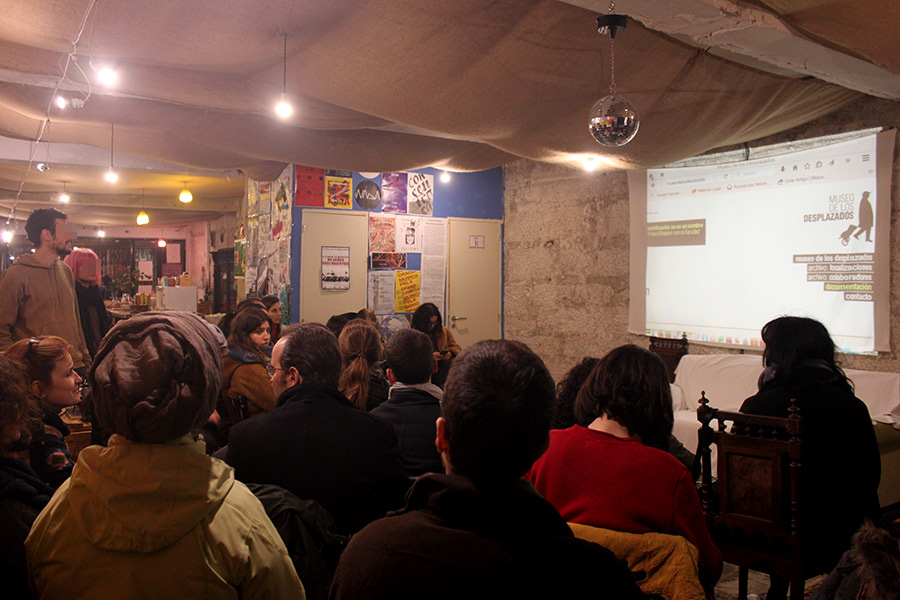 Left Hand Rotation: enero 2017