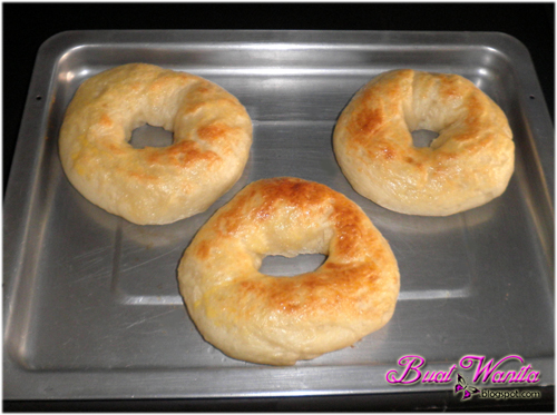 Resepi Dan Cara Buat Roti Bagel Lembut Sedap - Buat Wanita