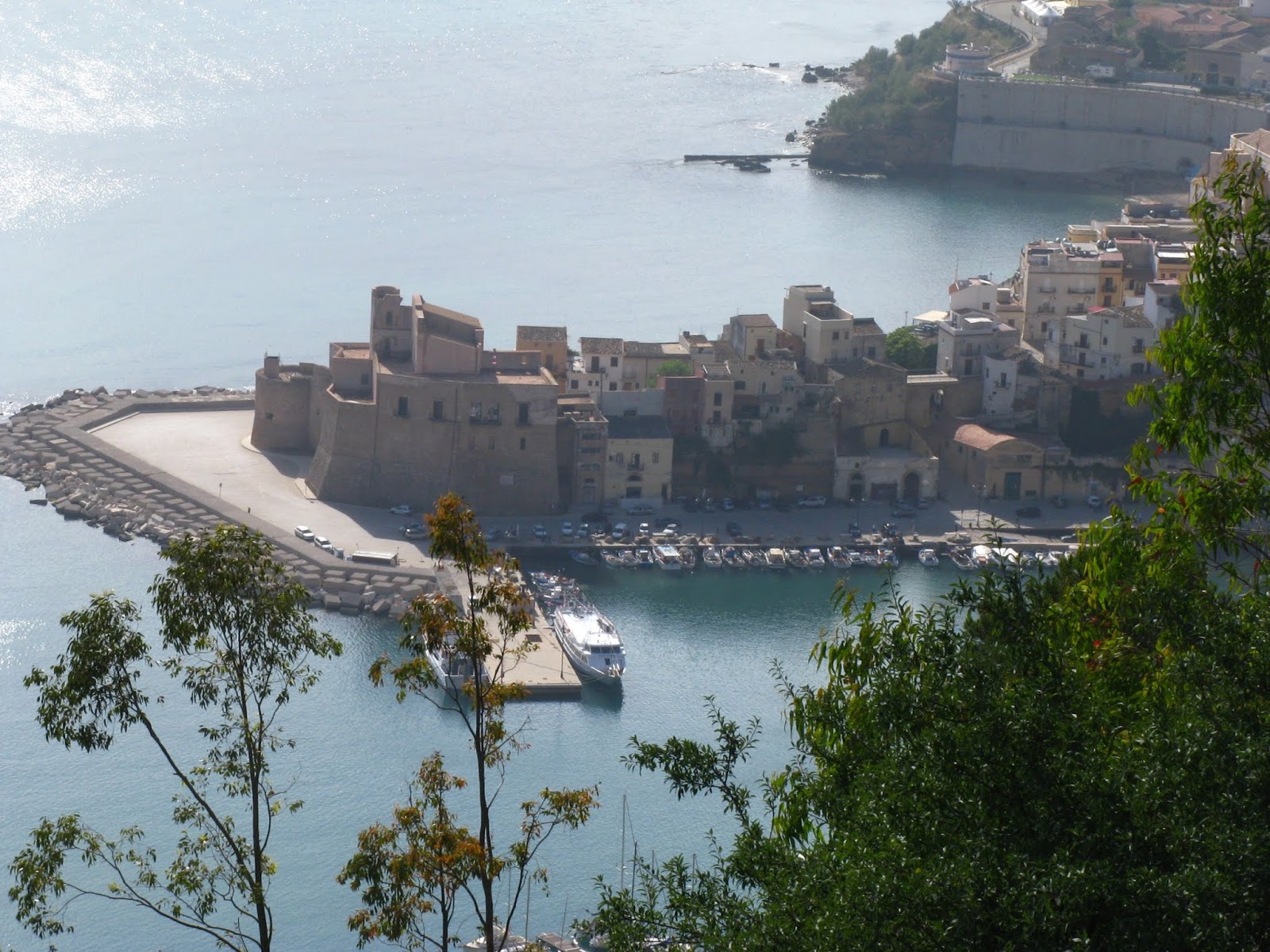 Trapani, una falce sul mare: Fotografia del territorio