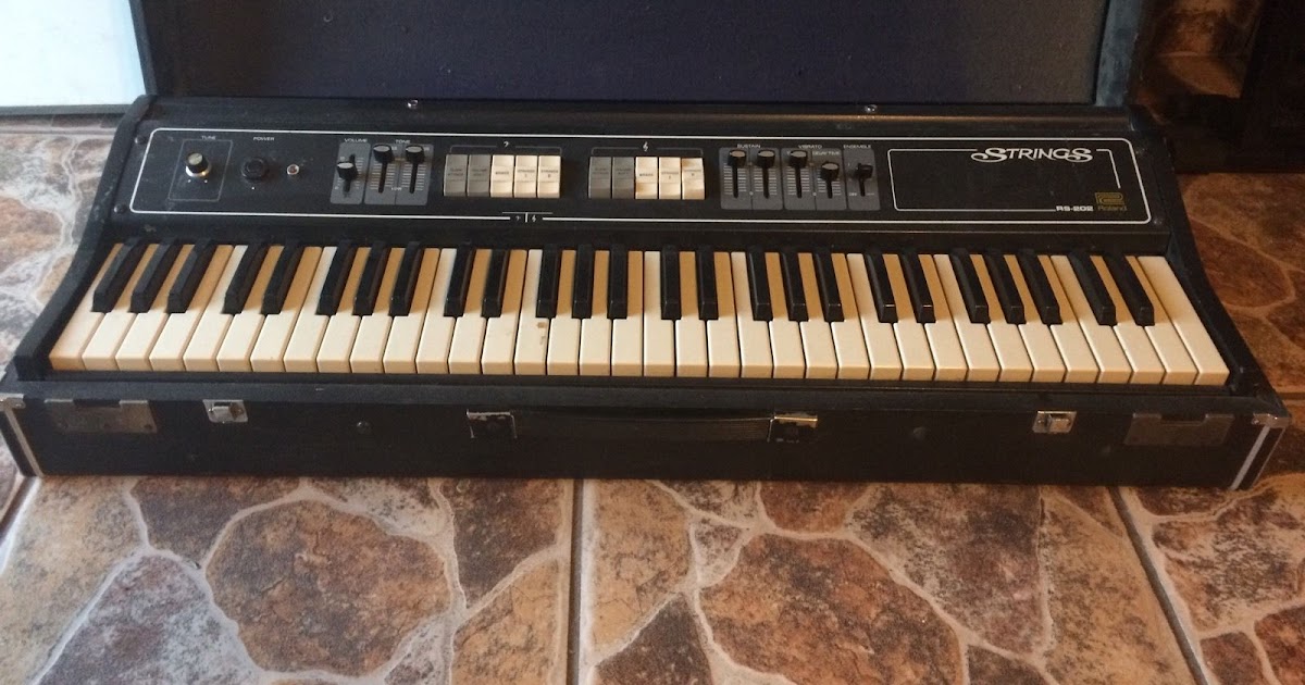 MATRIXSYNTH: Roland RS-202 Strings SN 694010