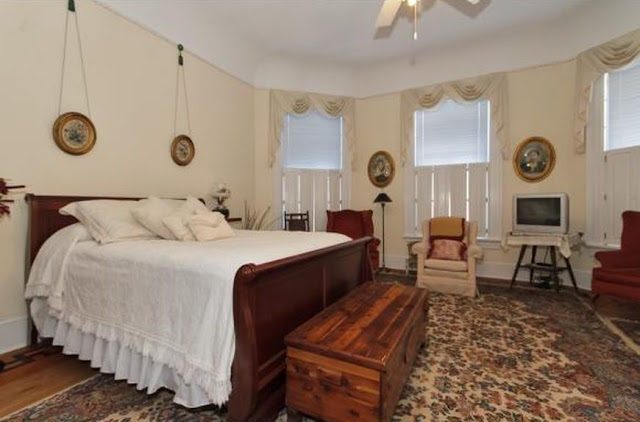 Sweet House Dreams: Robert Payne Richardson Homestead, 1912 Greek ...