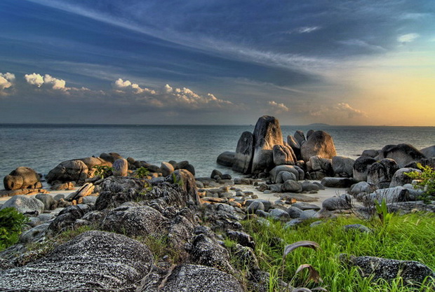 Penyusuk Beach The Most Beautiful Places to Vacation In Bangka Belitung ...