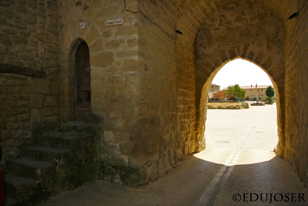 EDUJOSER: MURALLA URBANA DE SANTA GADEA DEL CID (Burgos)