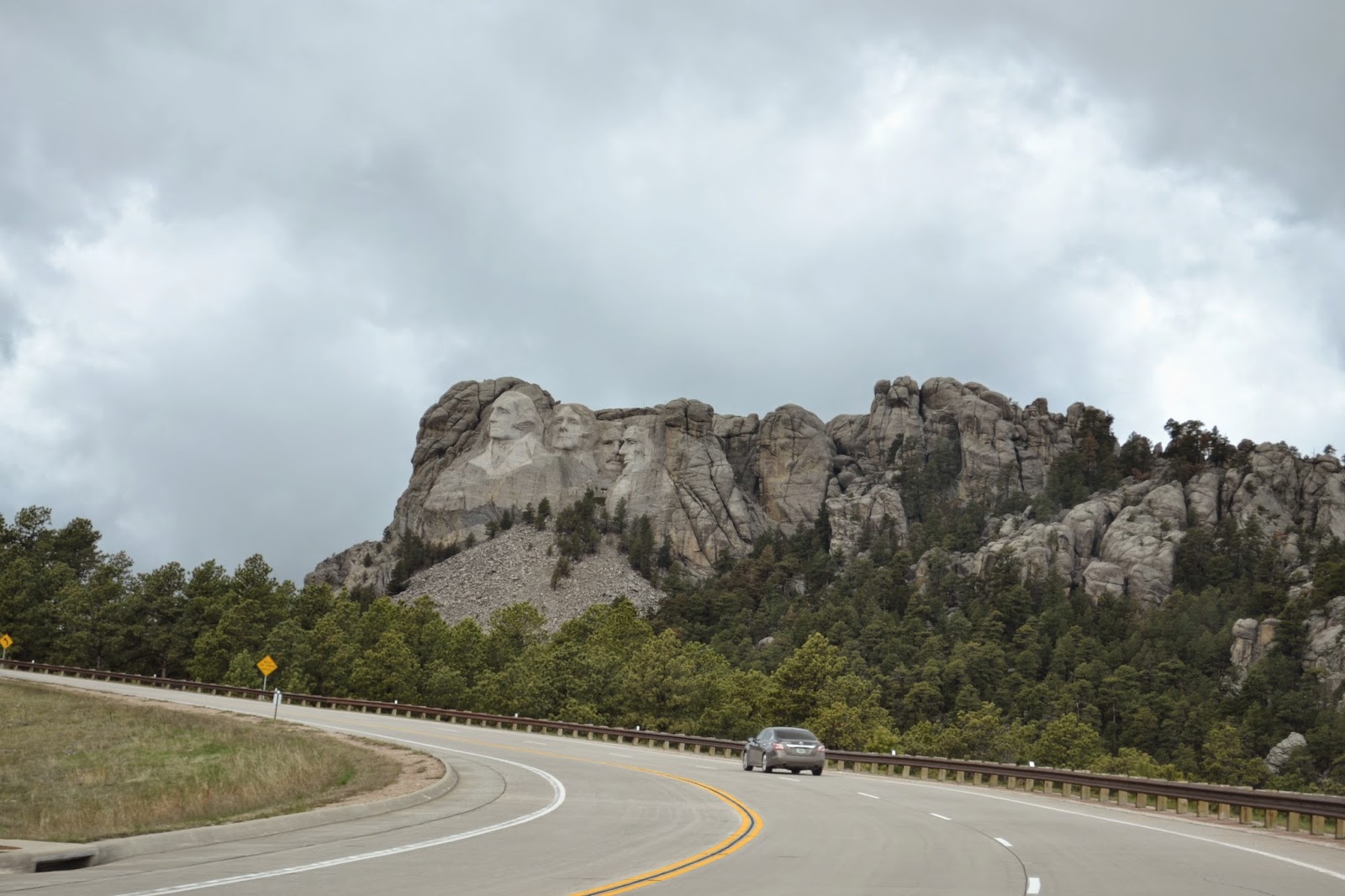 Jennifer and Evan: Momentous Memorial Day Monuments