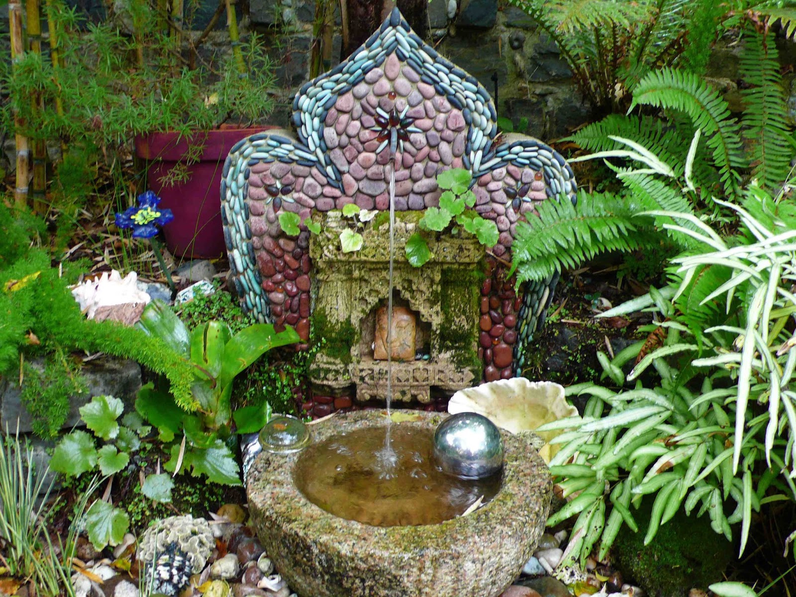 Jeffrey Bale's World of Gardens: The Fountain of Life