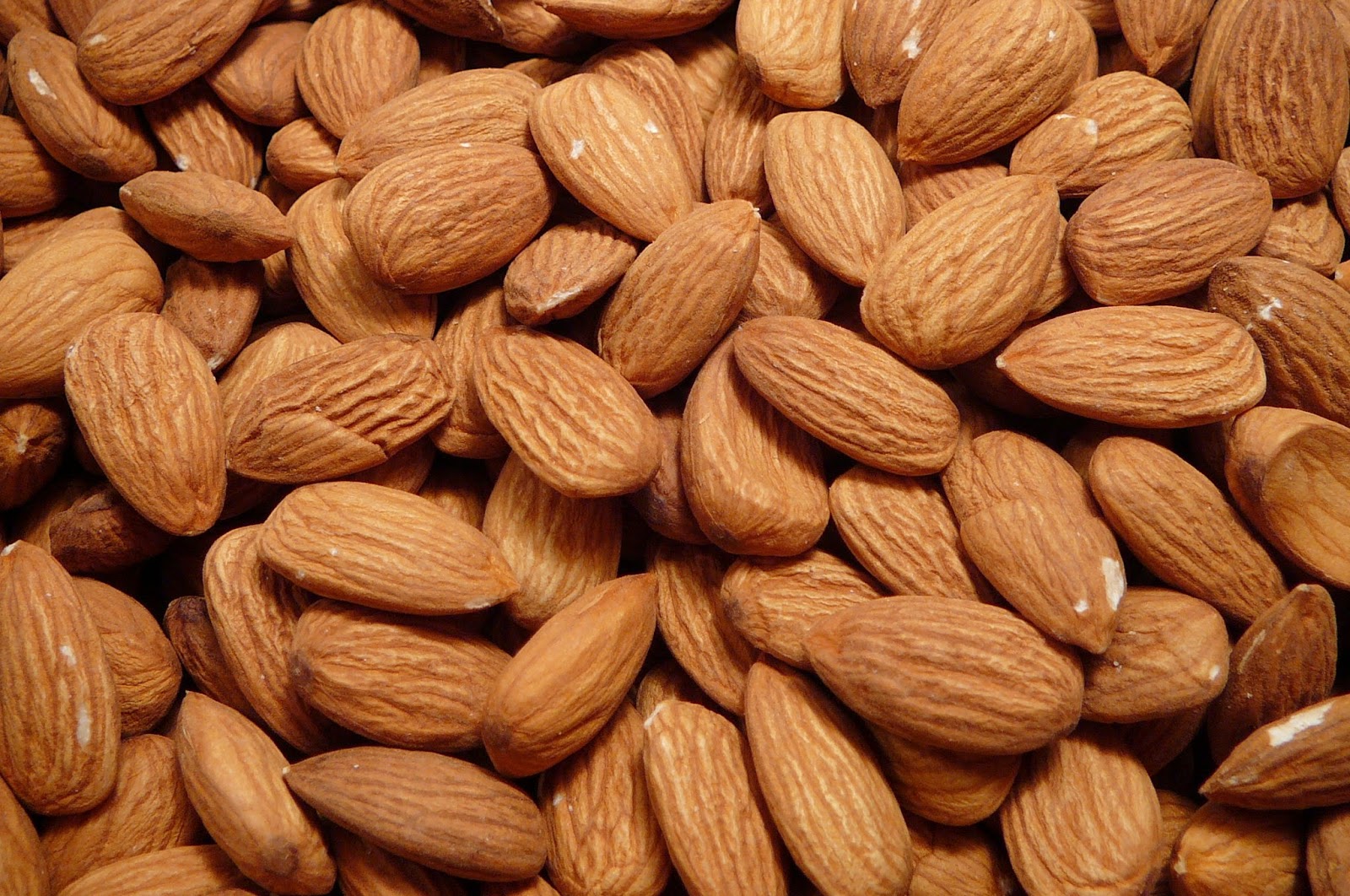 Get healthy with Consuming Healthy Food Daily: Healthy Food - Almonds