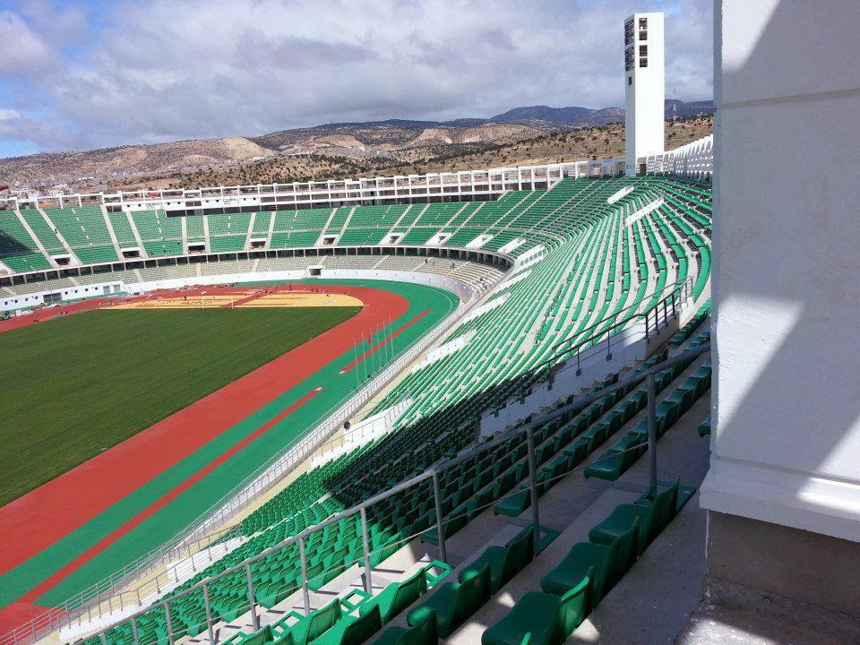 Caractéristiques et photos du Grand Stade d'Agadir (Adrar) ~ Bladi ...
