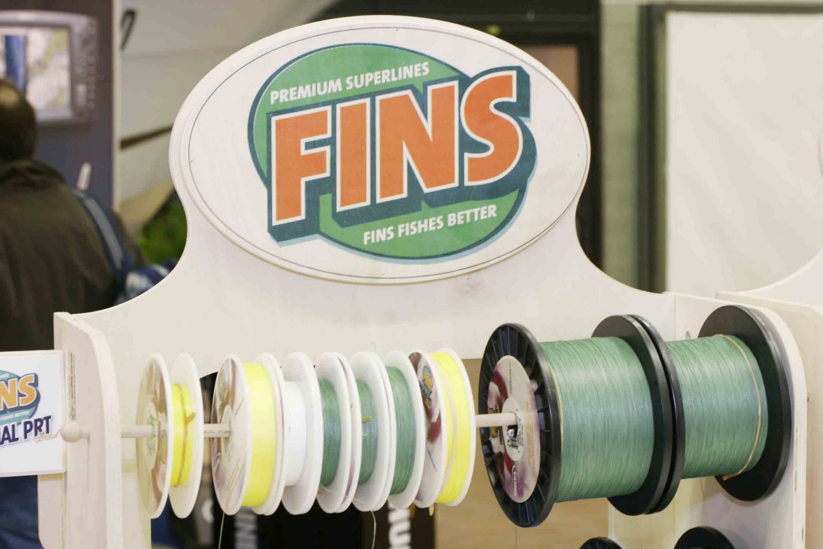 Kyosho Fairwind 900 Sailboat