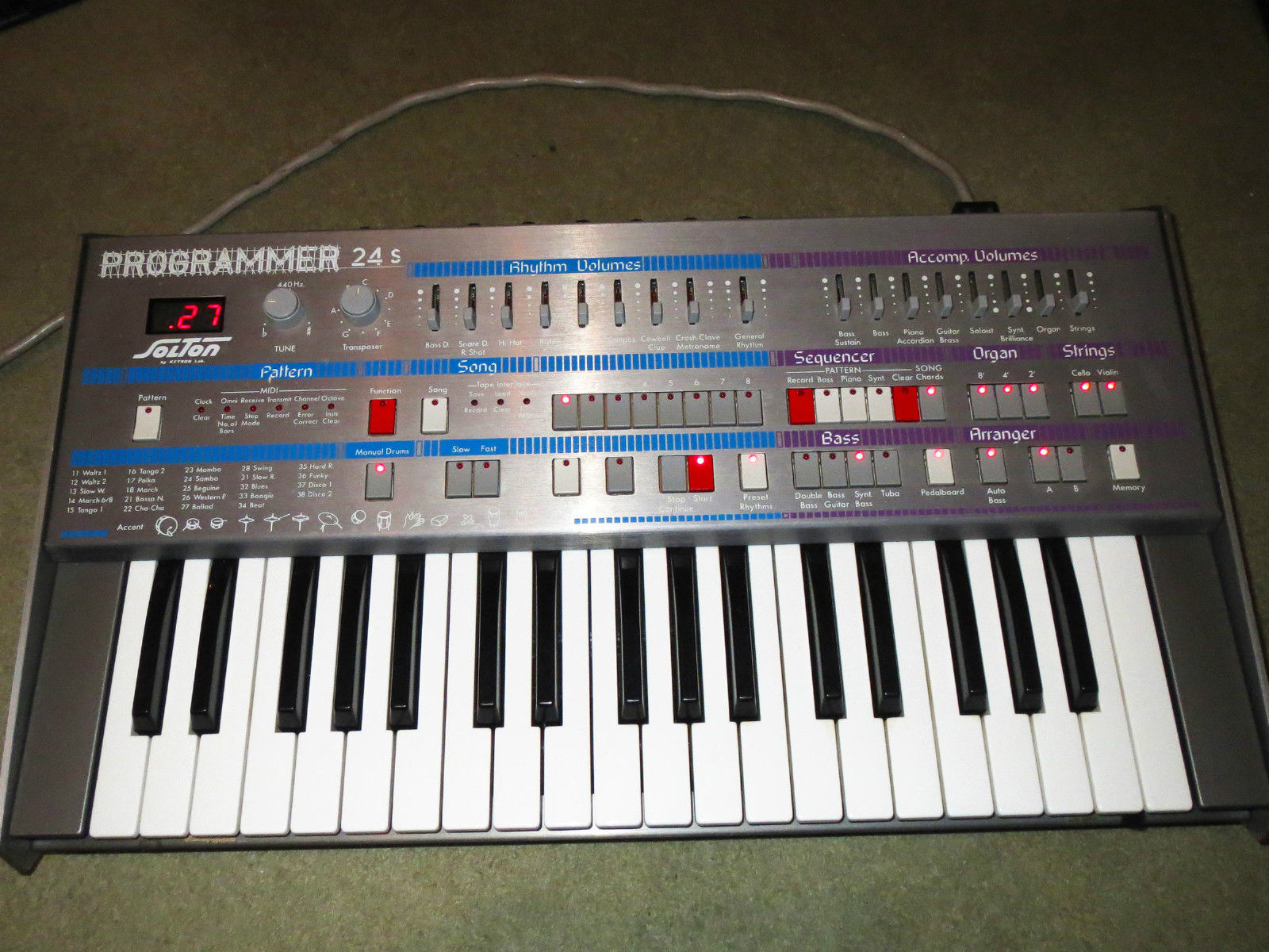 MATRIXSYNTH: Solton Programmer 24S Italo Disco Keyboard Synth with Extras