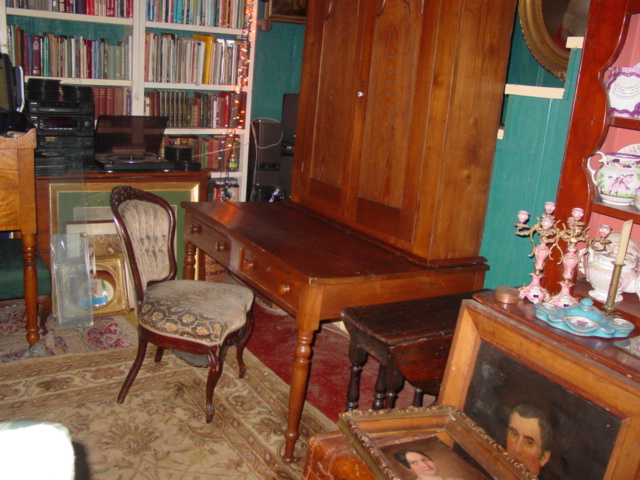 Alabama Plantation Desk