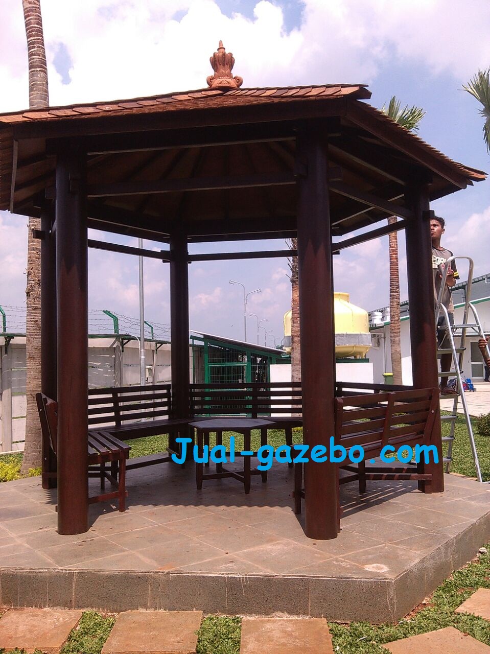 Ukuran Gazebo Bambu