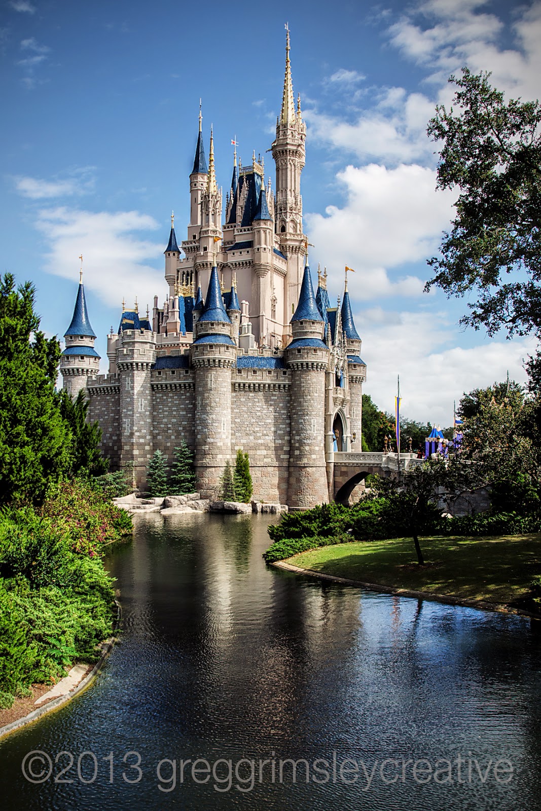 The Disney Obsession: From the Liberty Square Bridge