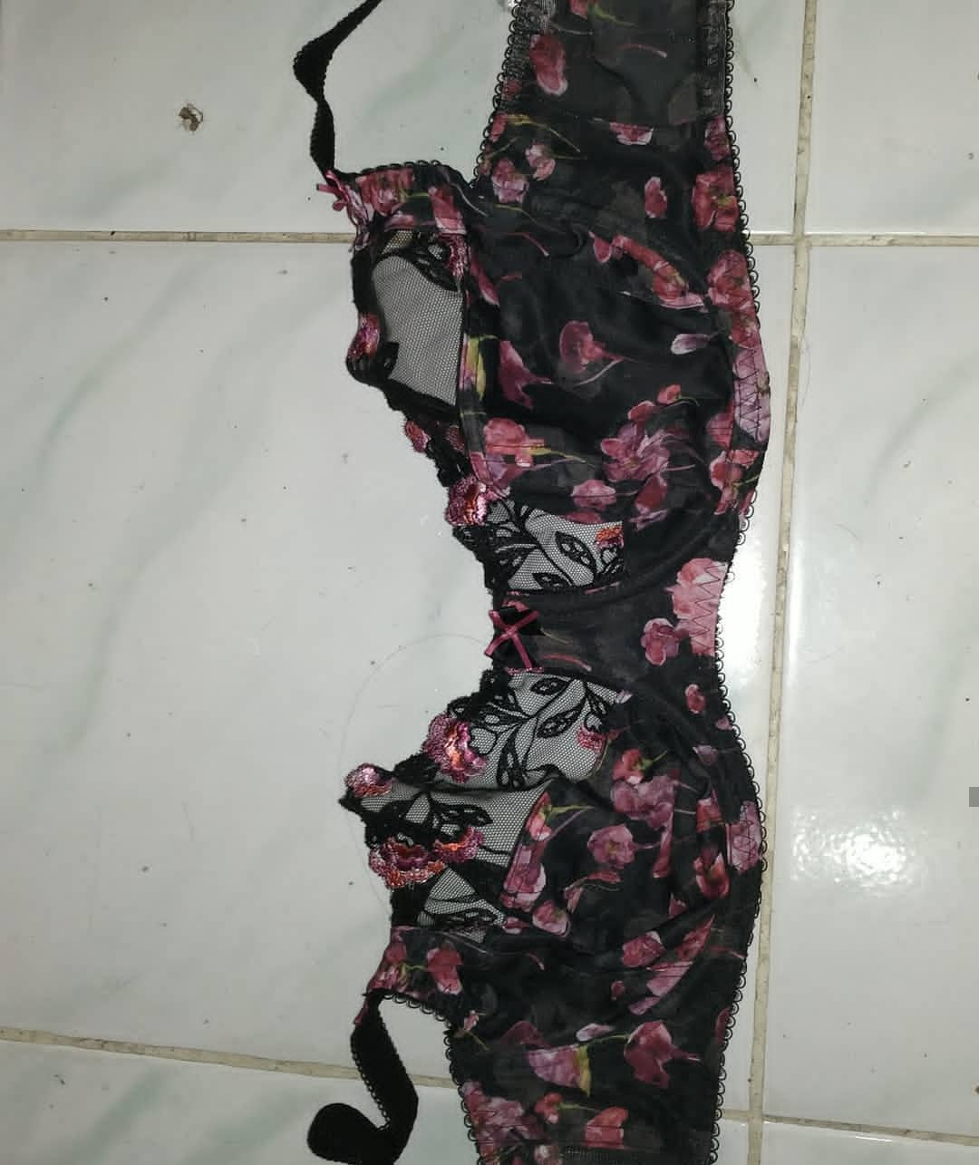 Used Bra picturese