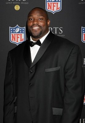 Just Sports & Just Us: Warren Sapp staying with the NFL Network