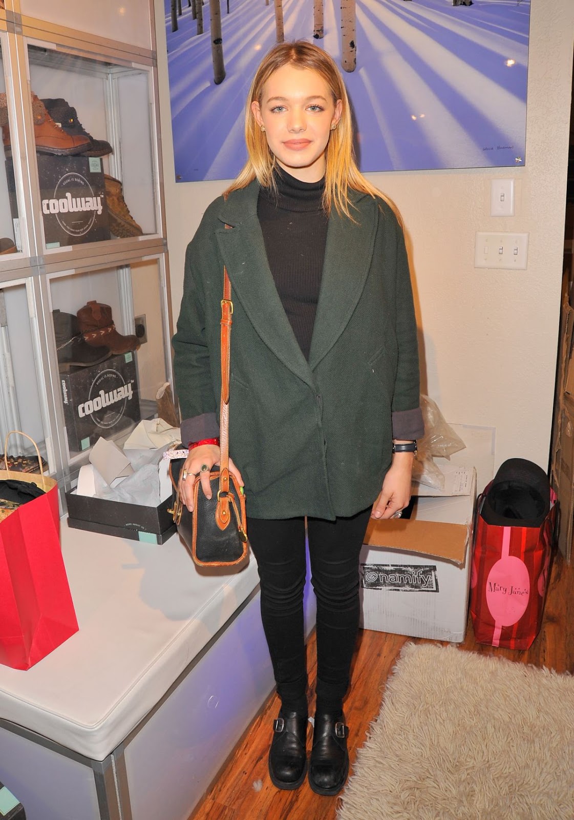 Starlet Arcade: Sadie Calvano