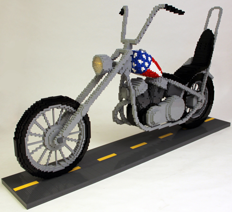 CO9: Lego Motorcycle by Nathan Sawaya