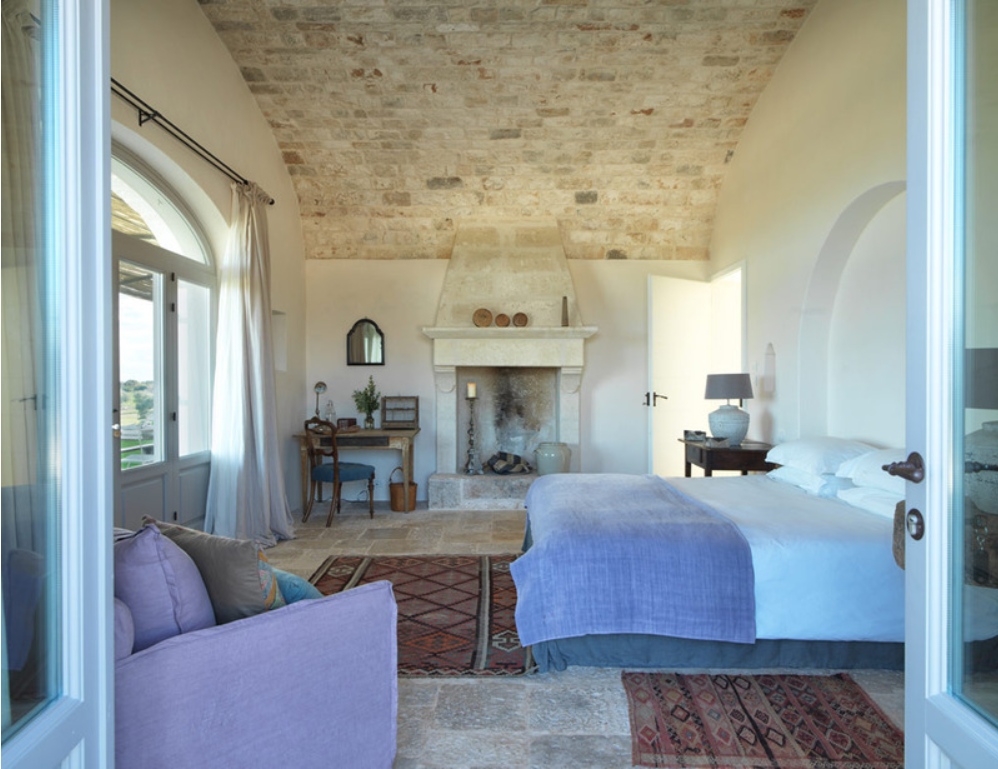 A rustic-chic Italian villa.