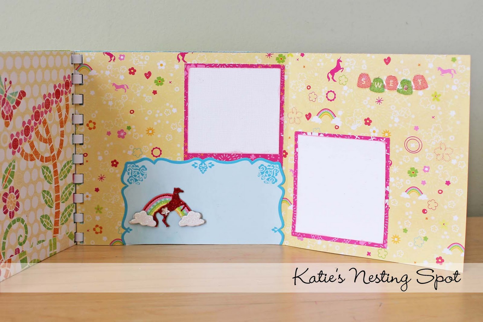 Katie's Nesting Spot: Pocket & Flap Mini Book