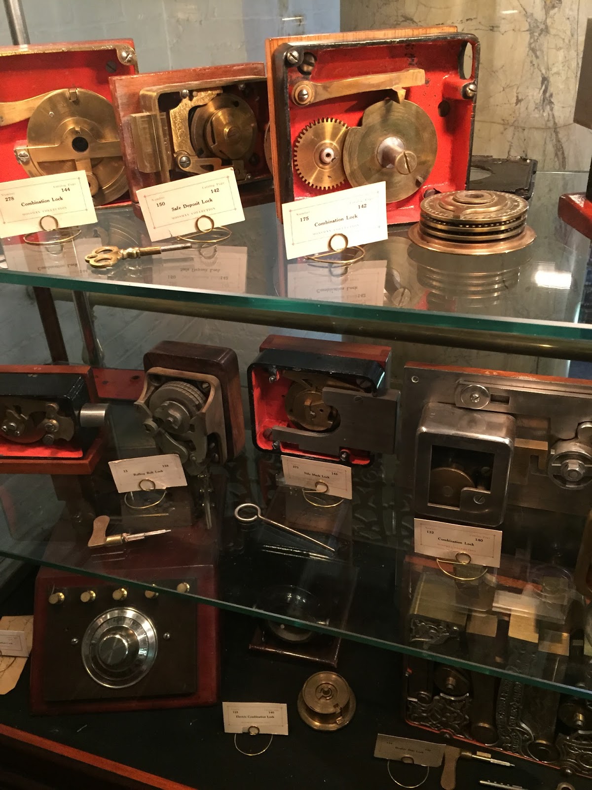 HeavyMetalPuzzles: John M. Mossman Lock Museum