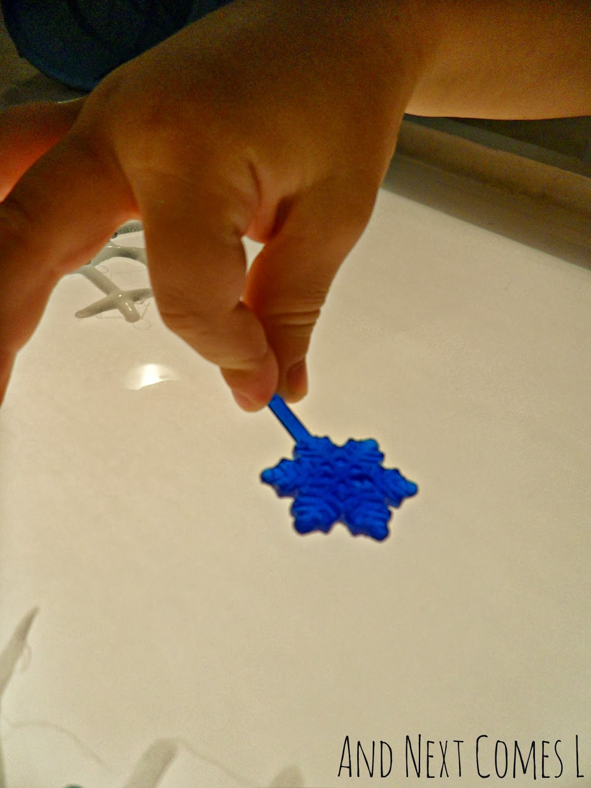 Snowflake Light Table Play & 14 Other Christmas/Winter Fine Motor Light ...