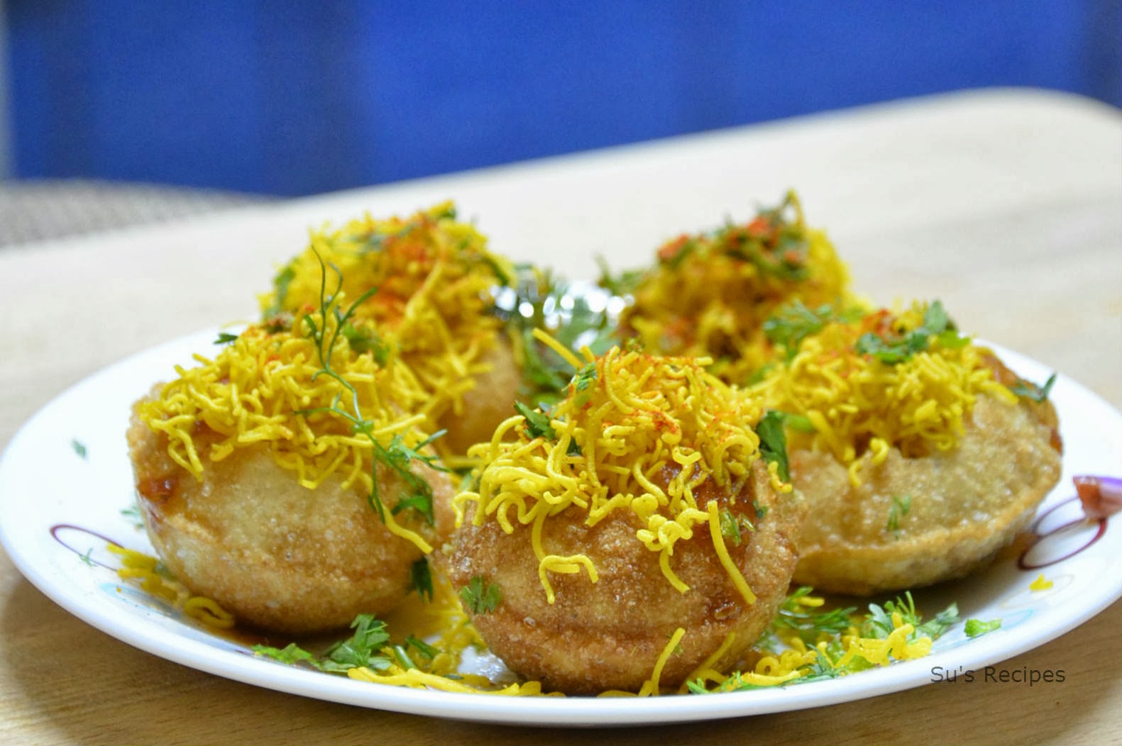 Su's Recipes: Aloo Tikki Chole Chaat - A North-Indian Chaat