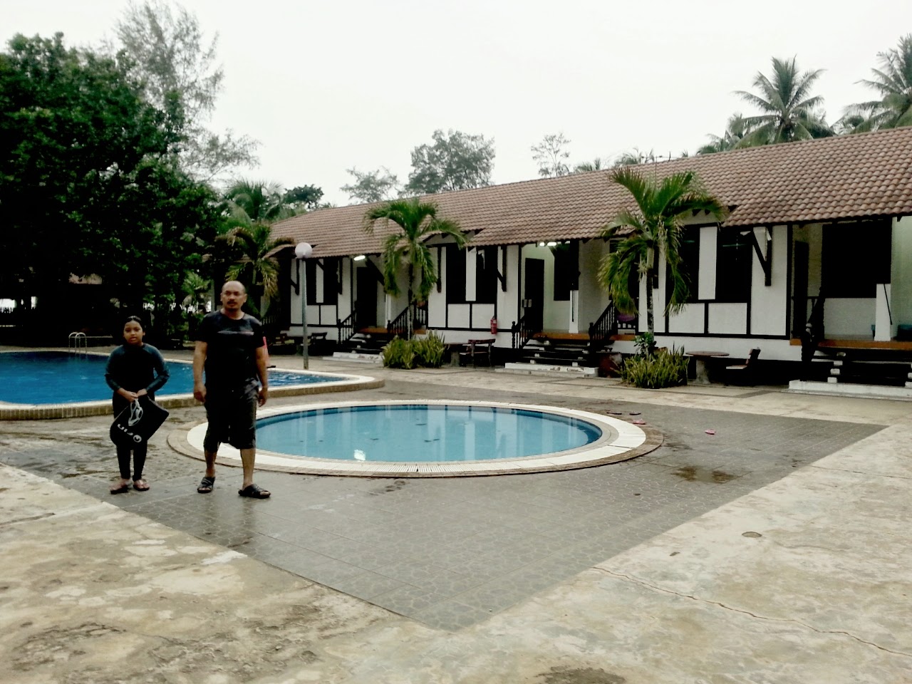 jalan jer Ct!: Pahang: LIS NA REE Beach Resort Cherating (Julai 2014)