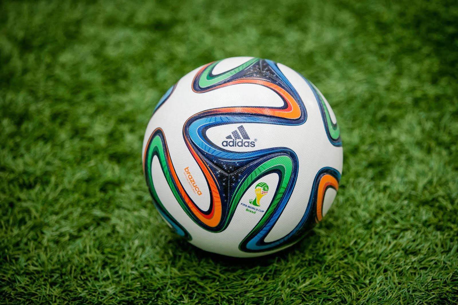 TABLE-TALK SESSION: FIFA World Cup Official Ball
