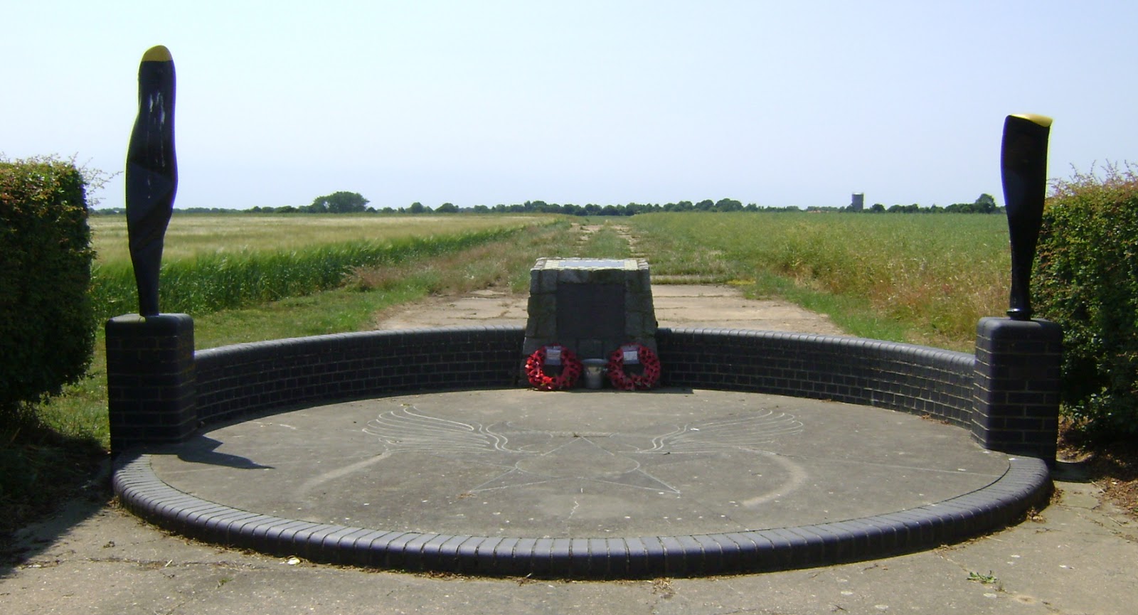 American Memorials in Norfolk & Suffolk: Raydon Airfield