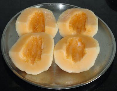 Vidyas Veg Recipes: Chibud rasayana recipe - Mash melon rasayana recipe