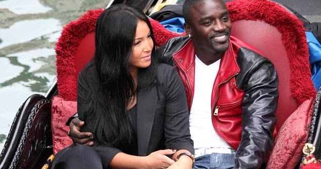 Kemi Online ♥: Akon shows off new girlfriend