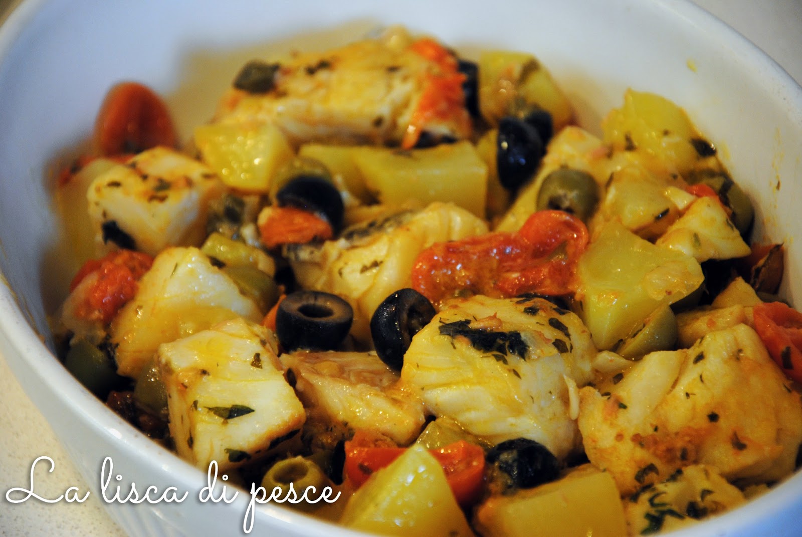La lisca di pesce: Baccalà patate e olive