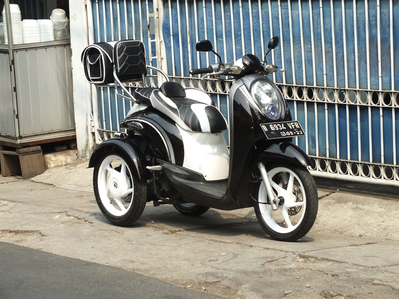 Oracle Modification Concept: HONDA SCOOPY TRIKE (Roda Tiga) Konsep ...