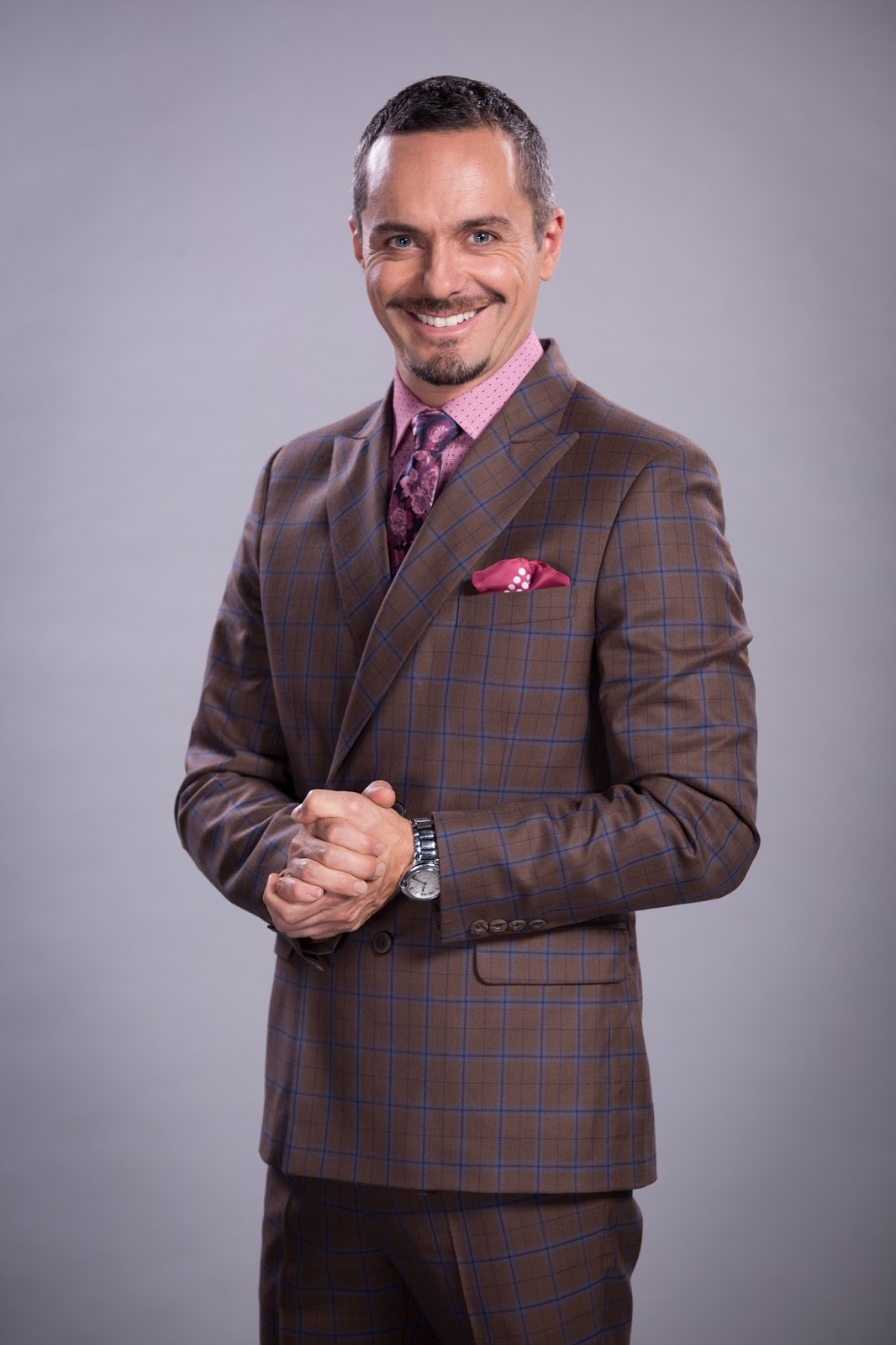 teleseries chilenas: ALGUNOS LOOK DE LA PRÓXIMA VESPERTINA DE TVN