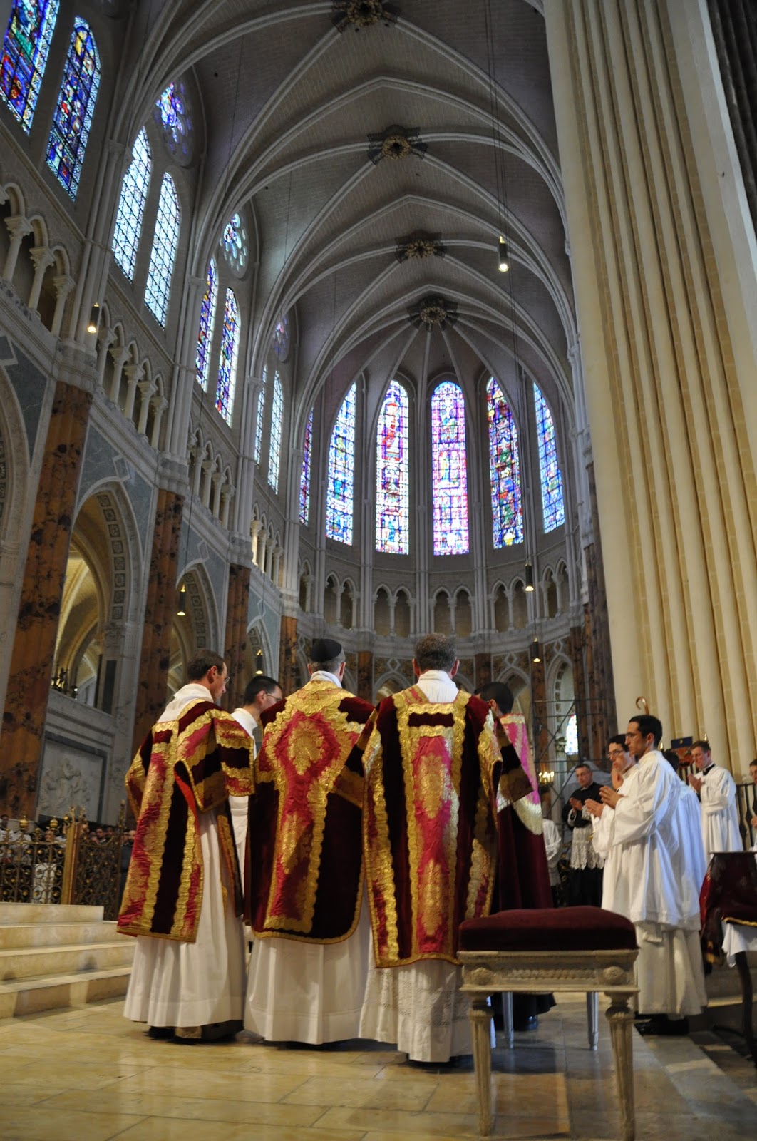 Orbis Catholicus Secundus: Chartres Pilgrimage