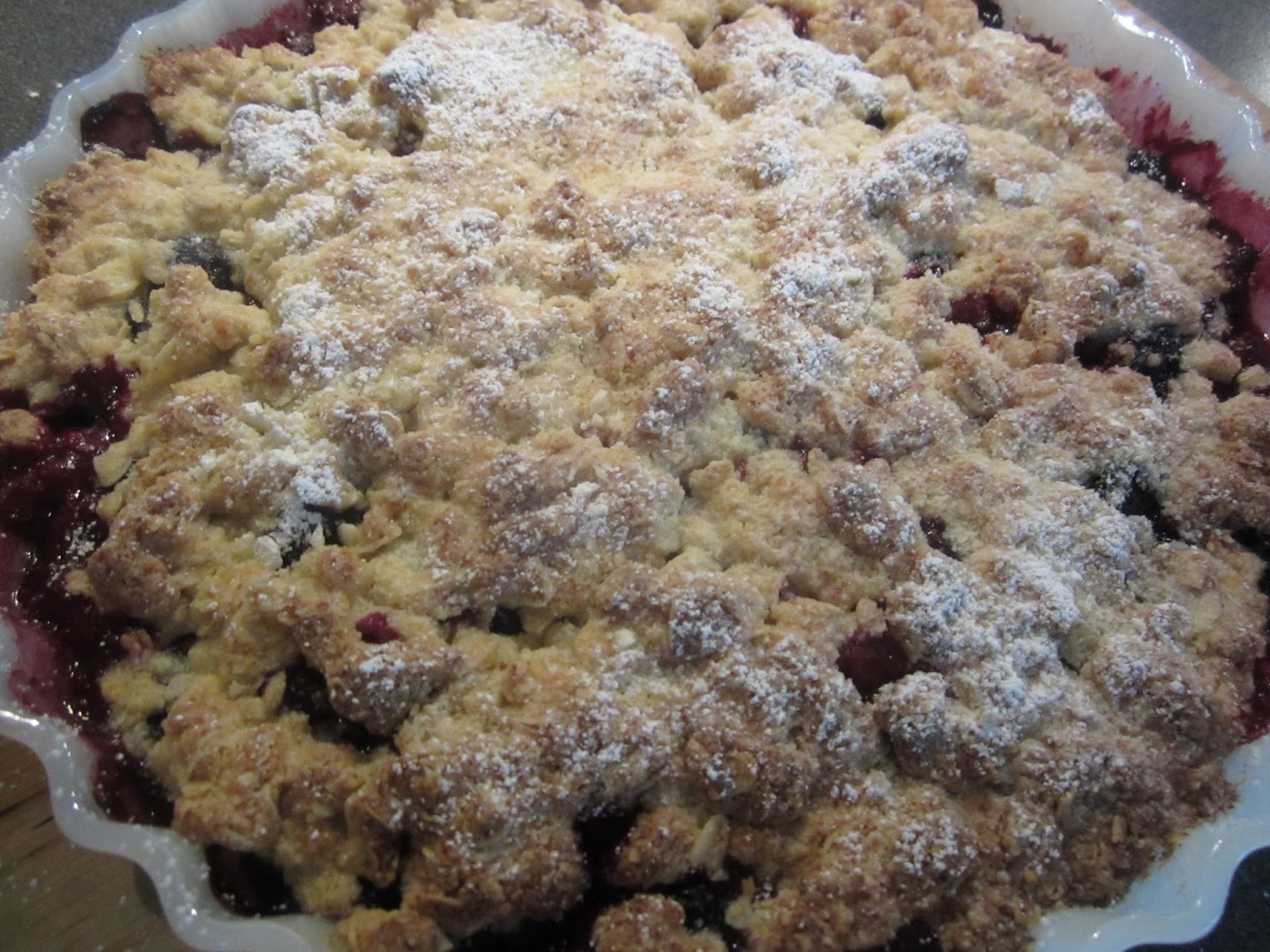 Veronicas glutenfria: Smulpaj med hallon och blåbär