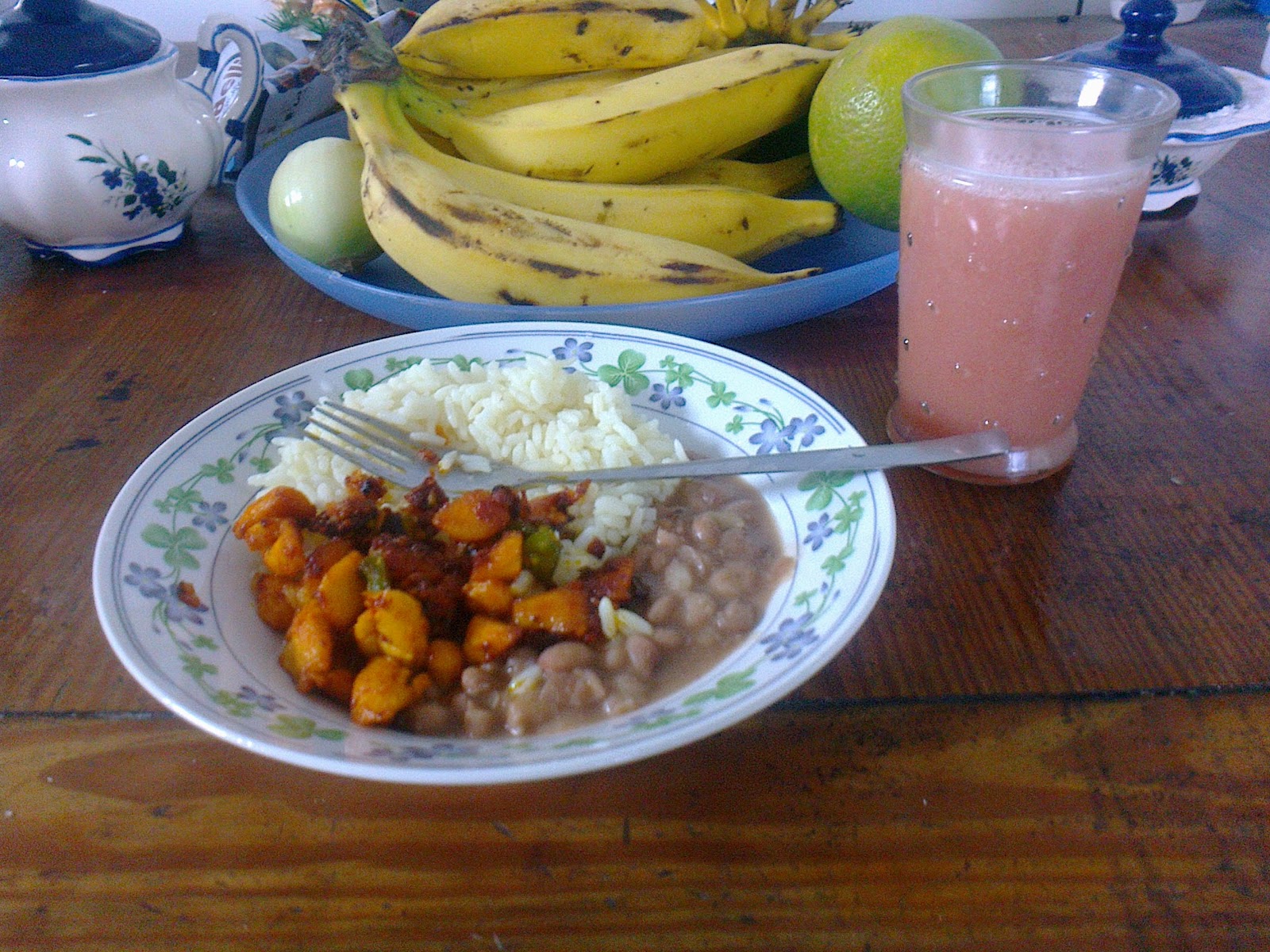 The German-Brazilian Londoner: A typical Brazilian lunch...